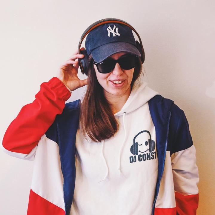 Erin Constantine (@erinconstantineofficial) TikTok | Watch Erin ...