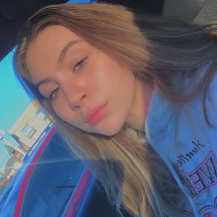 ceciley 🍒 - @tpwkceciley TikTok Analytics | Profile, videos & hashtags ...