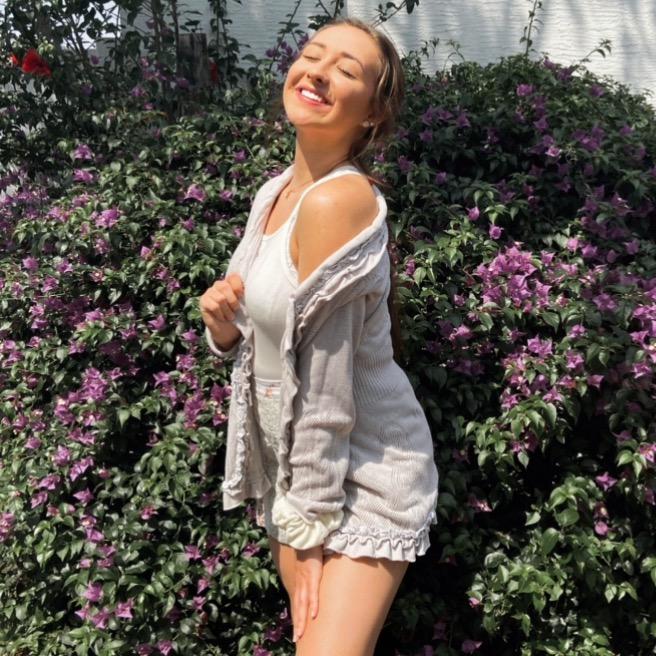 Breanna Lynn 🌻 - @_breelynn_15 TikTok Analytics | Profile, videos ...