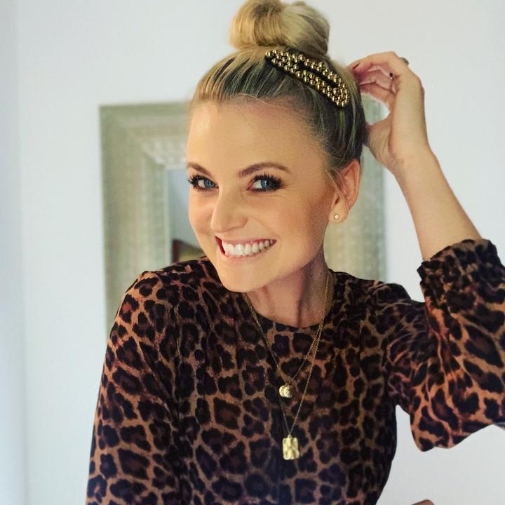 LEAH SA [Official] - @leahmusieksa TikTok Analytics | Profile, videos ...