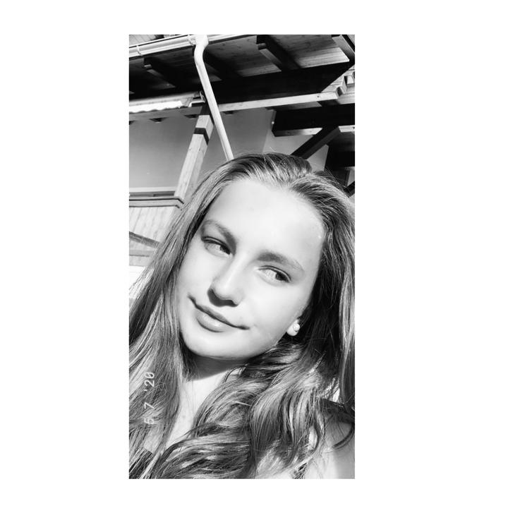 Anna🤍 - @offiziell_annaa TikTok Analytics | Profile, videos & hashtags ...